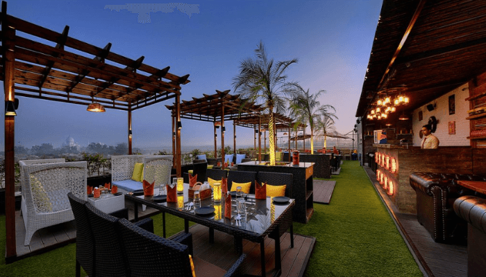 Cafes in Agra – Top Places to Enjoy Coffee
